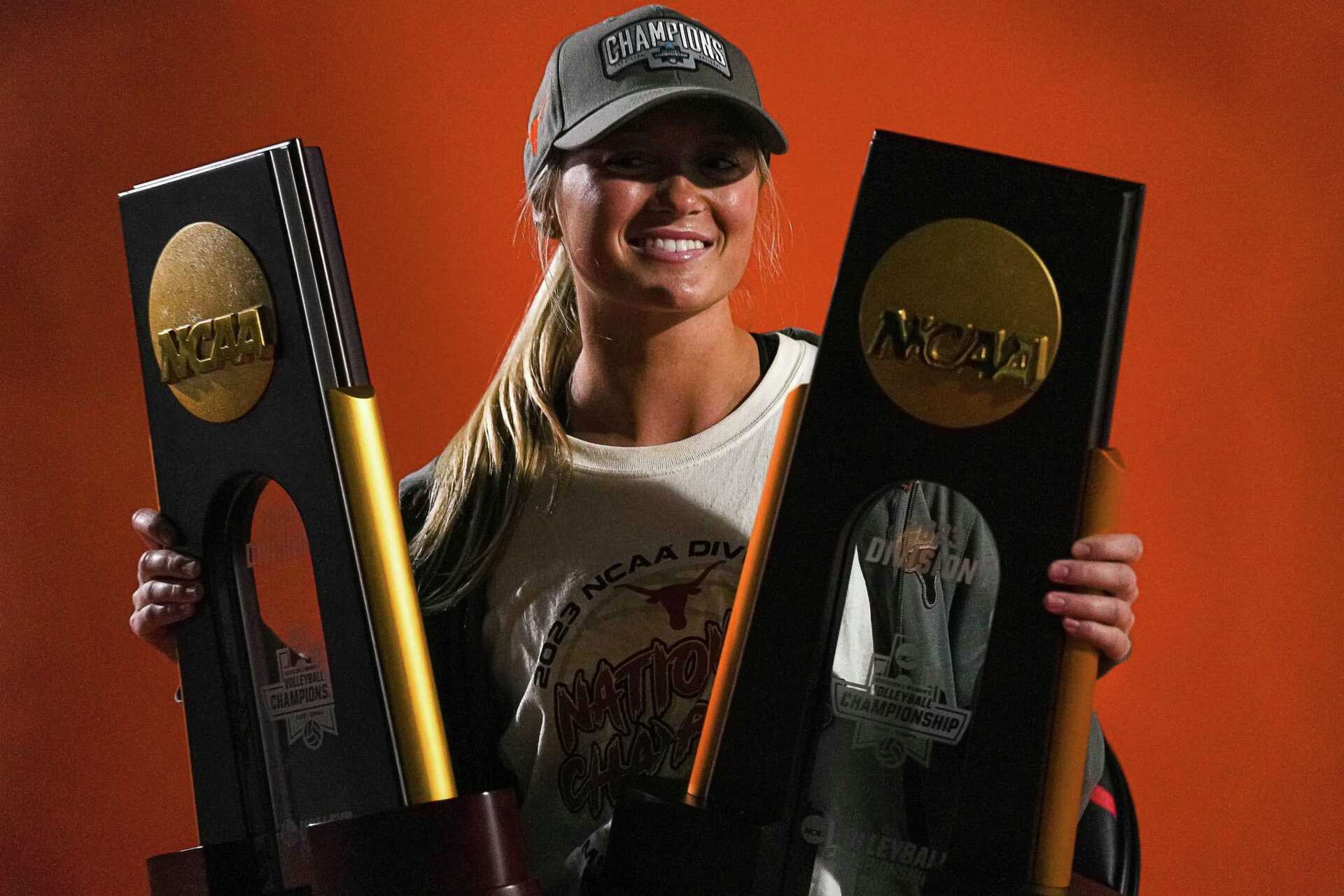 Former Nebraska star Whitney Lauenstein will join Texas volleyball