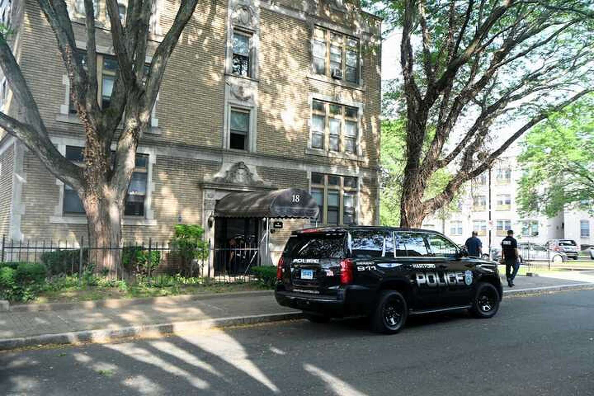 Hartford shooting injures two people, one critically, police say