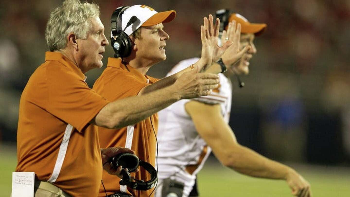 Major Applewhite hired at South Alabama; ex-Texas QB replaces Kane Wommack