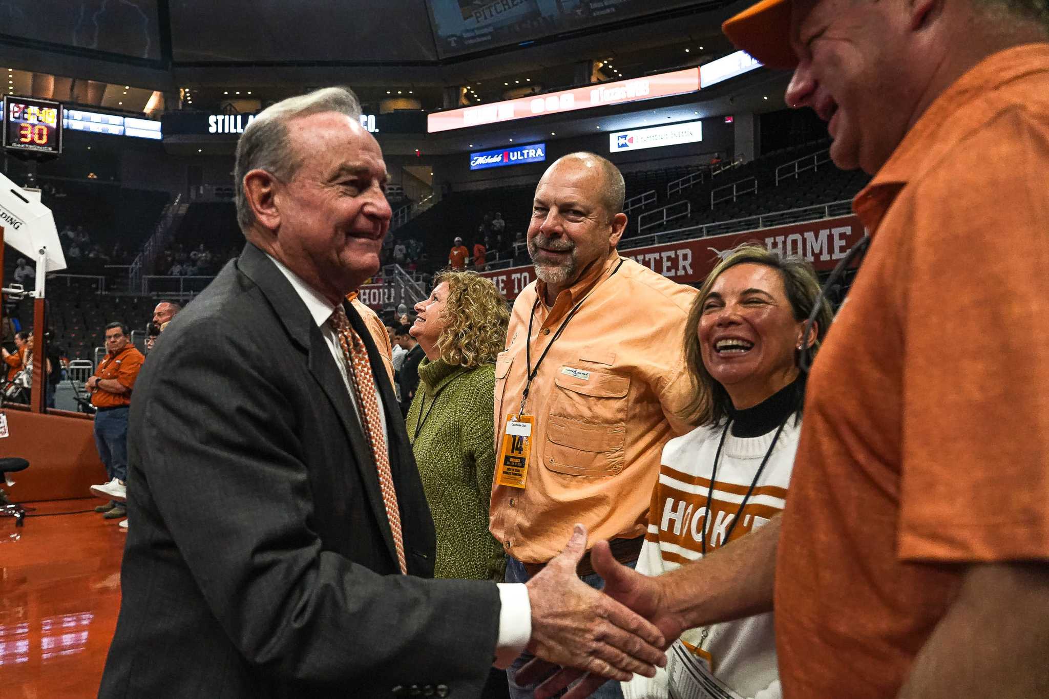 The Texas Longhorns defeat Cincinnati 67-50 at the Moody Center