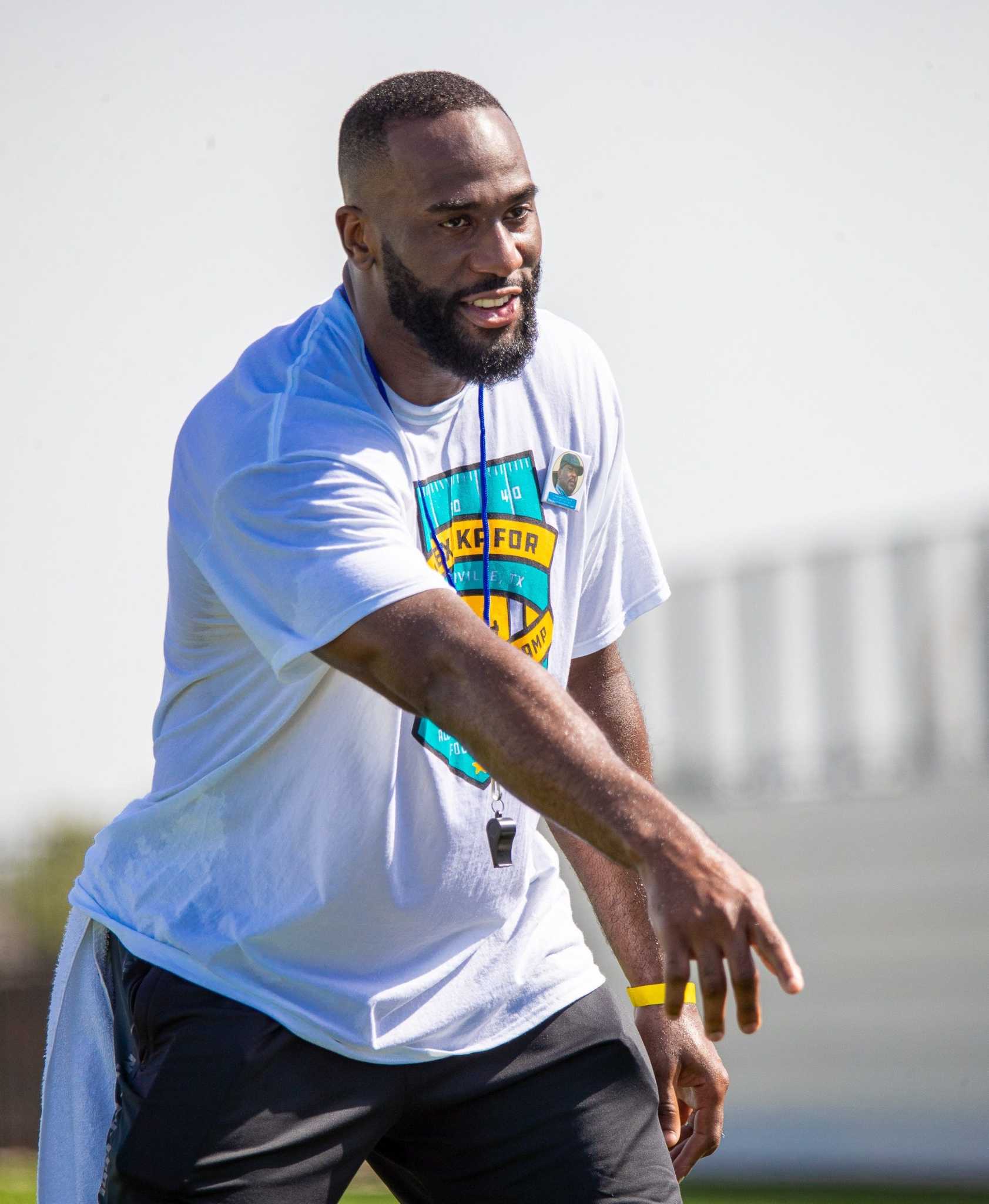 Former Texas, NFL football player Alex Okafor elected to Pflugerville ...