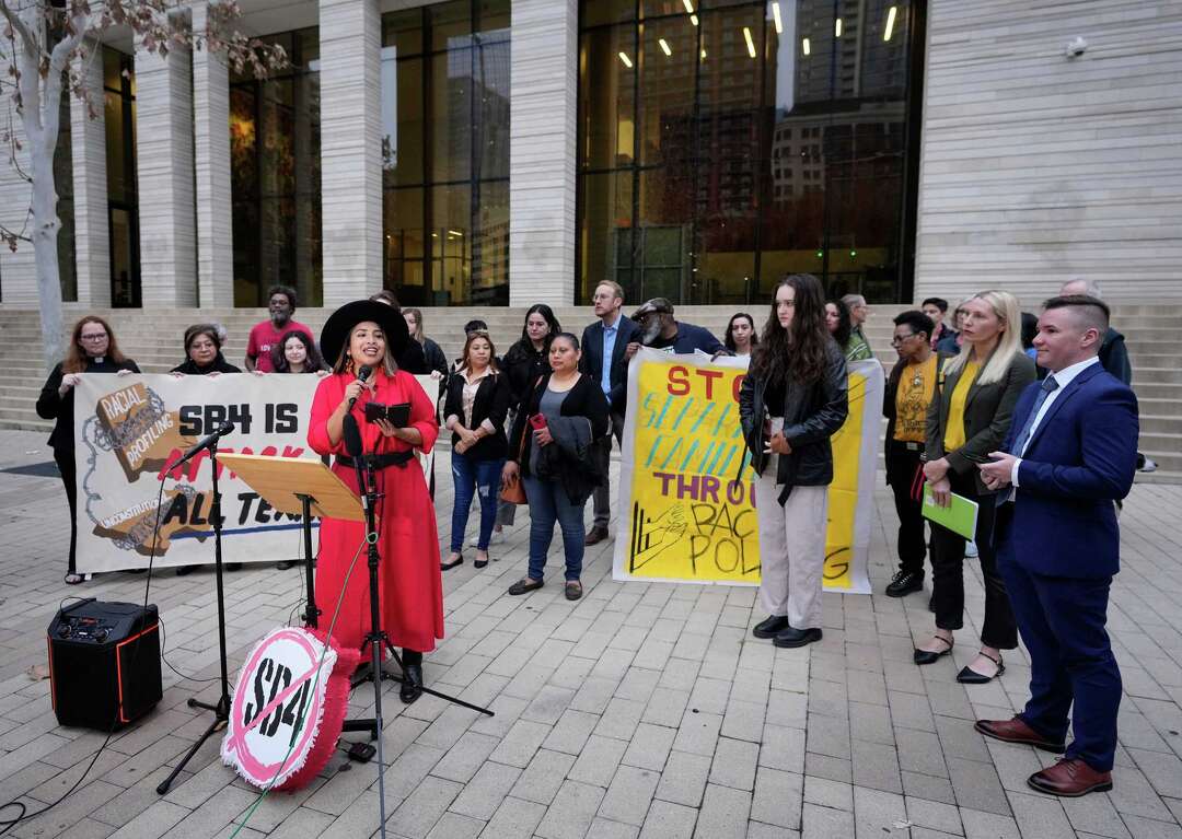 What is SB4 in Texas? What to know about the immigration law