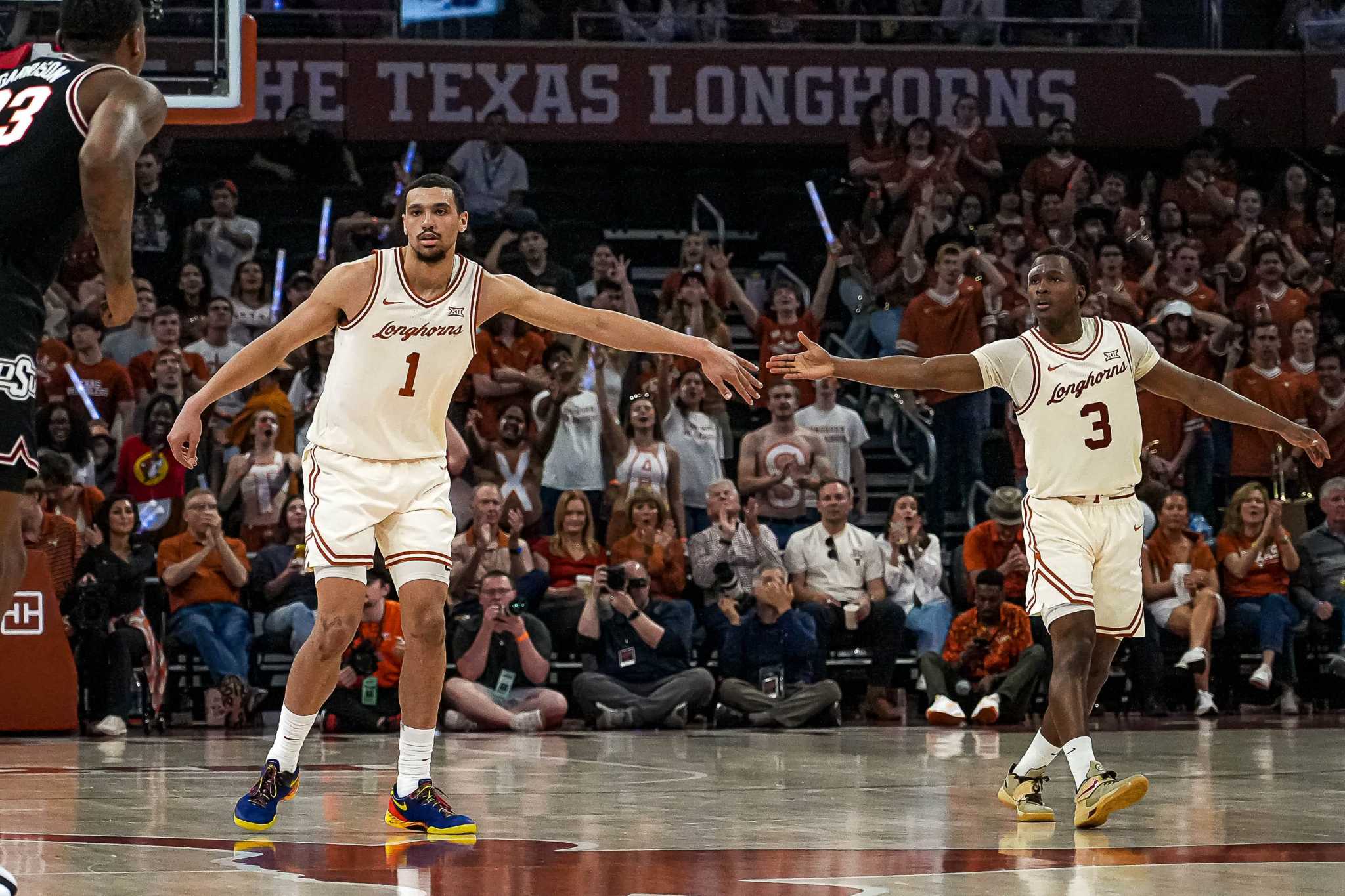 Three former Texas basketball players competing in NBA Summer League