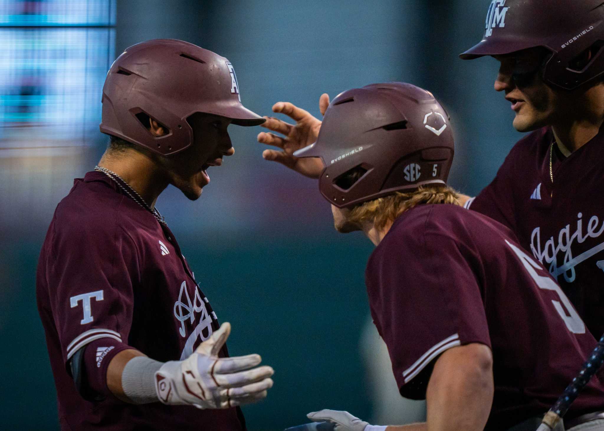 Longhorns extend baseball losing streak with loss to Texas A&M Aggies