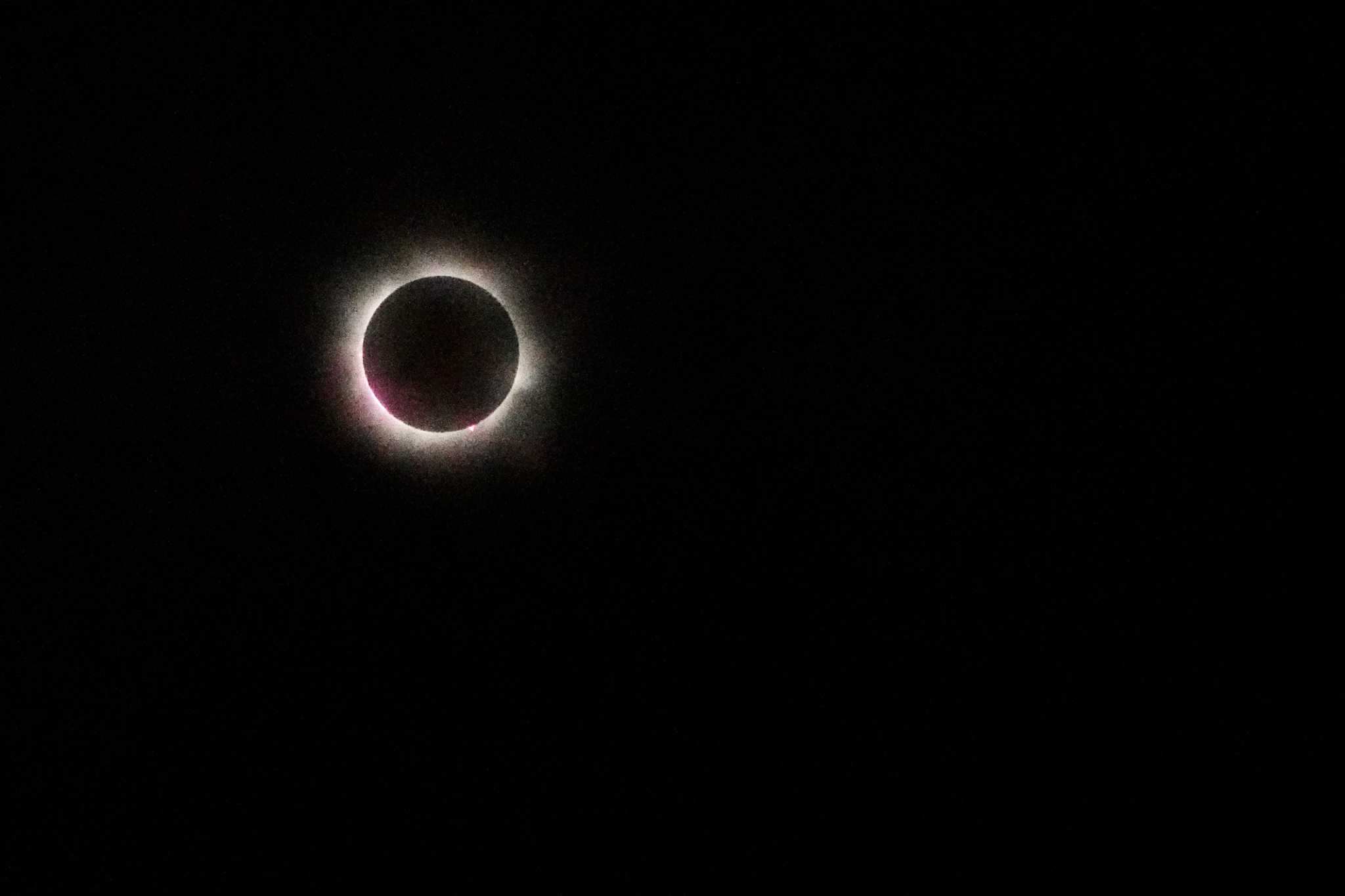 Solar eclipse live updates: See scenes from across Austin on Monday