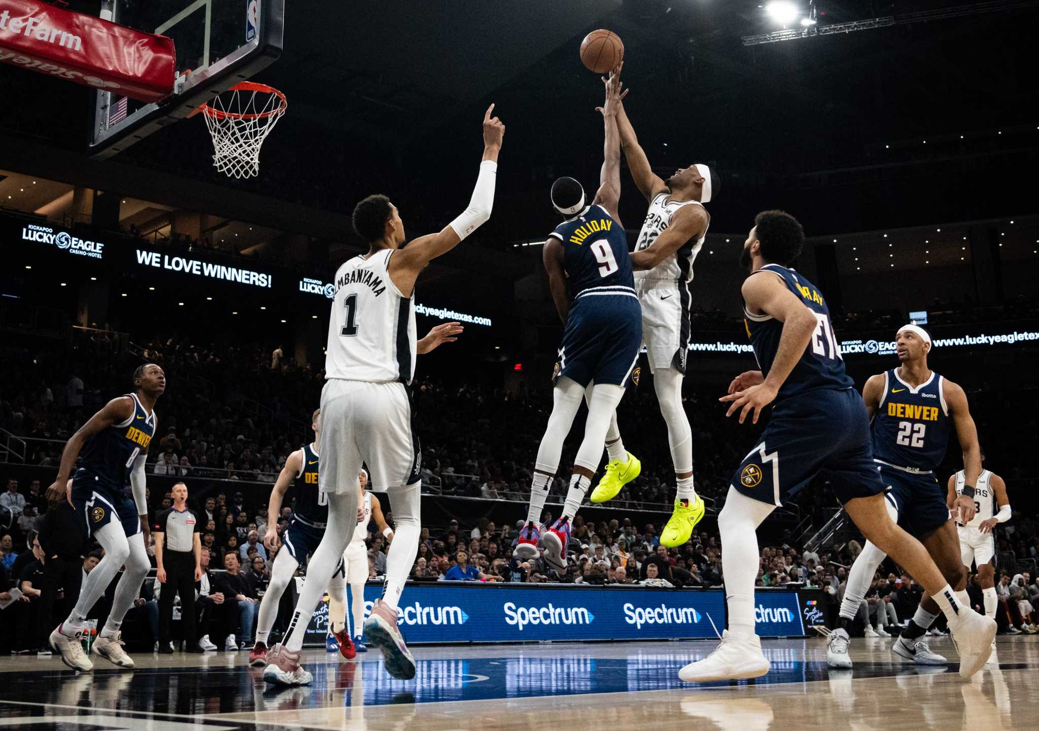 Spurs play first game in I-35 Series against Nuggets at Moody Center