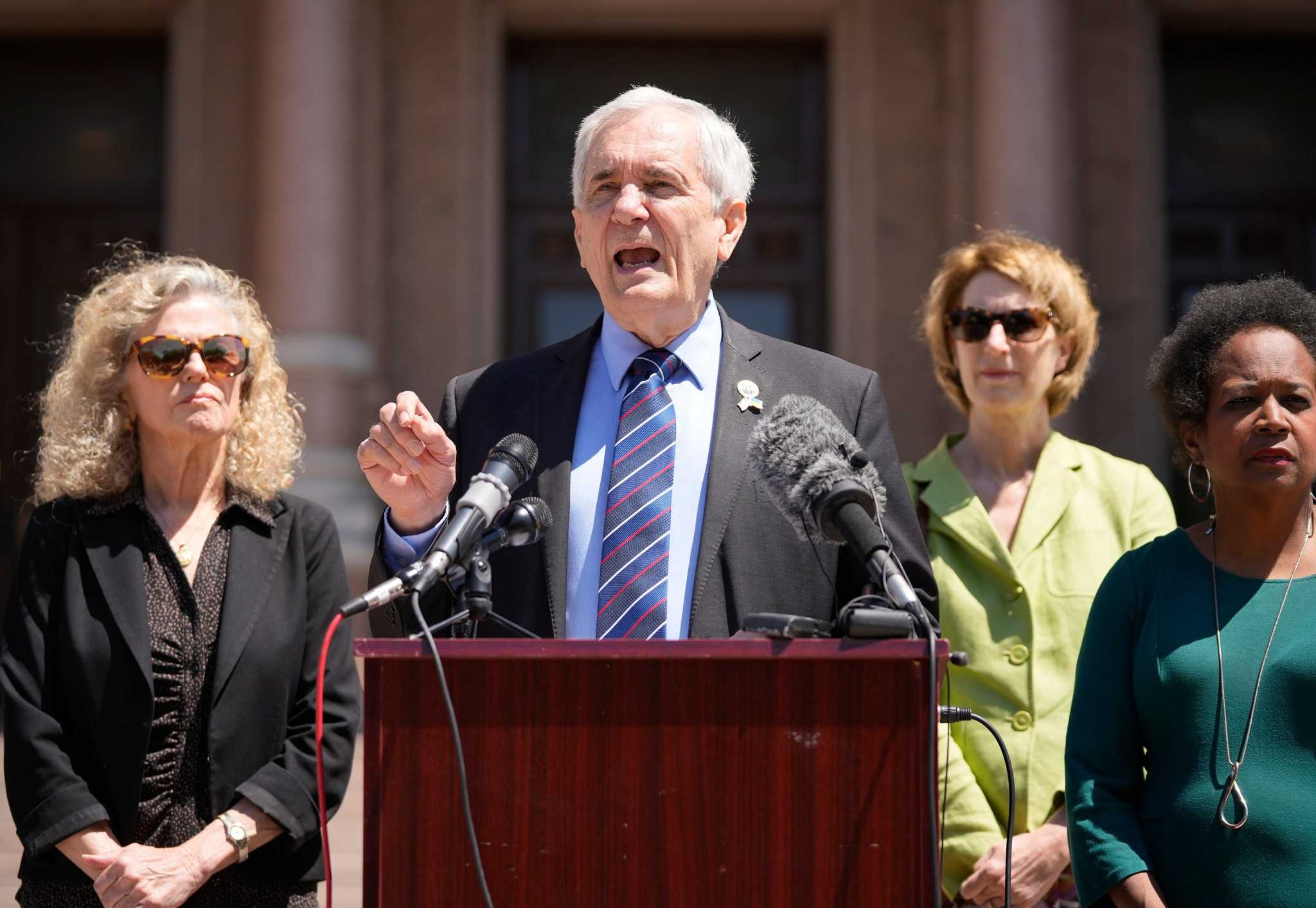 Texas Democrats say suit to remove DA Garza is Republican interference