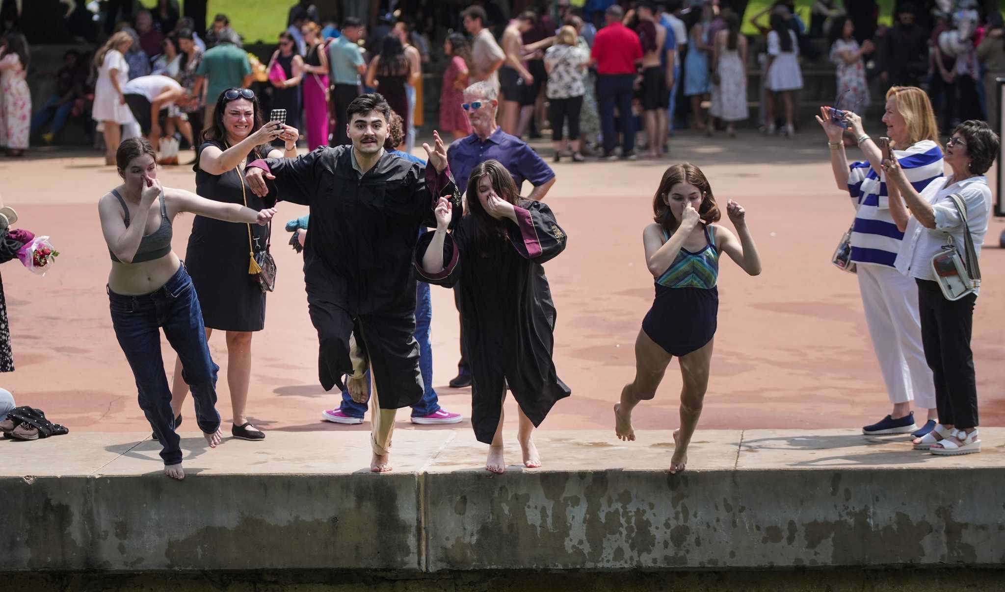 Ask an education reporter: How many Texas students go to college?