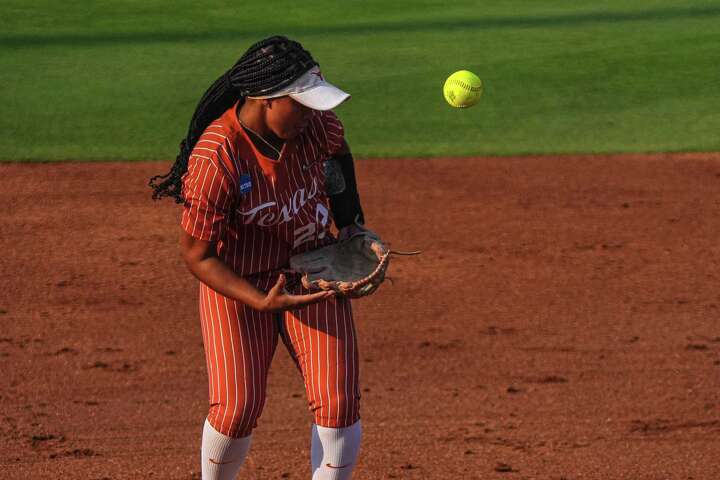 Texas softball releases complete 2025 schedule
