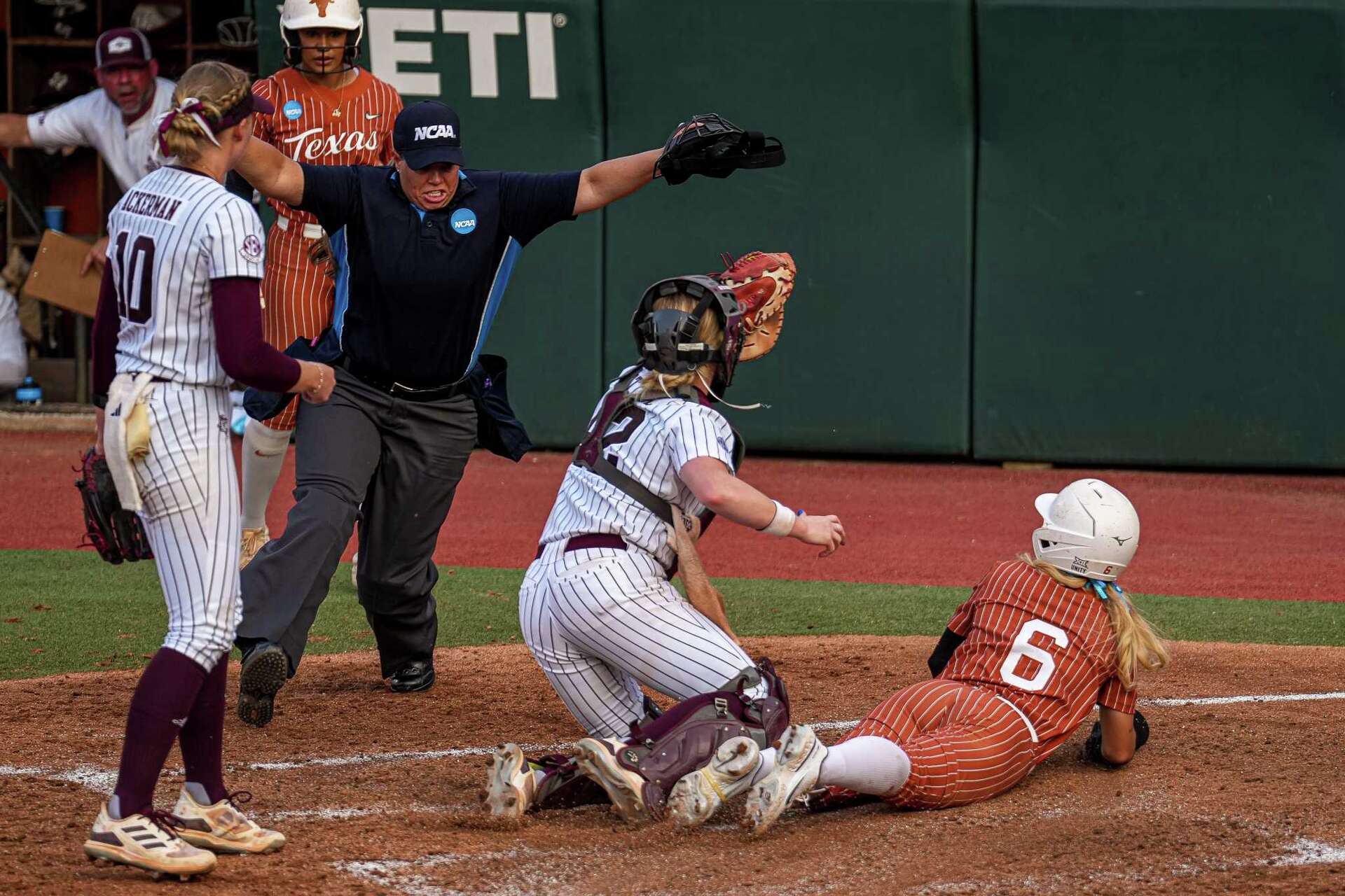 Texas softball releases complete 2025 schedule