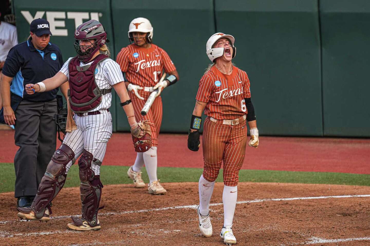 Texas softball releases complete 2025 schedule