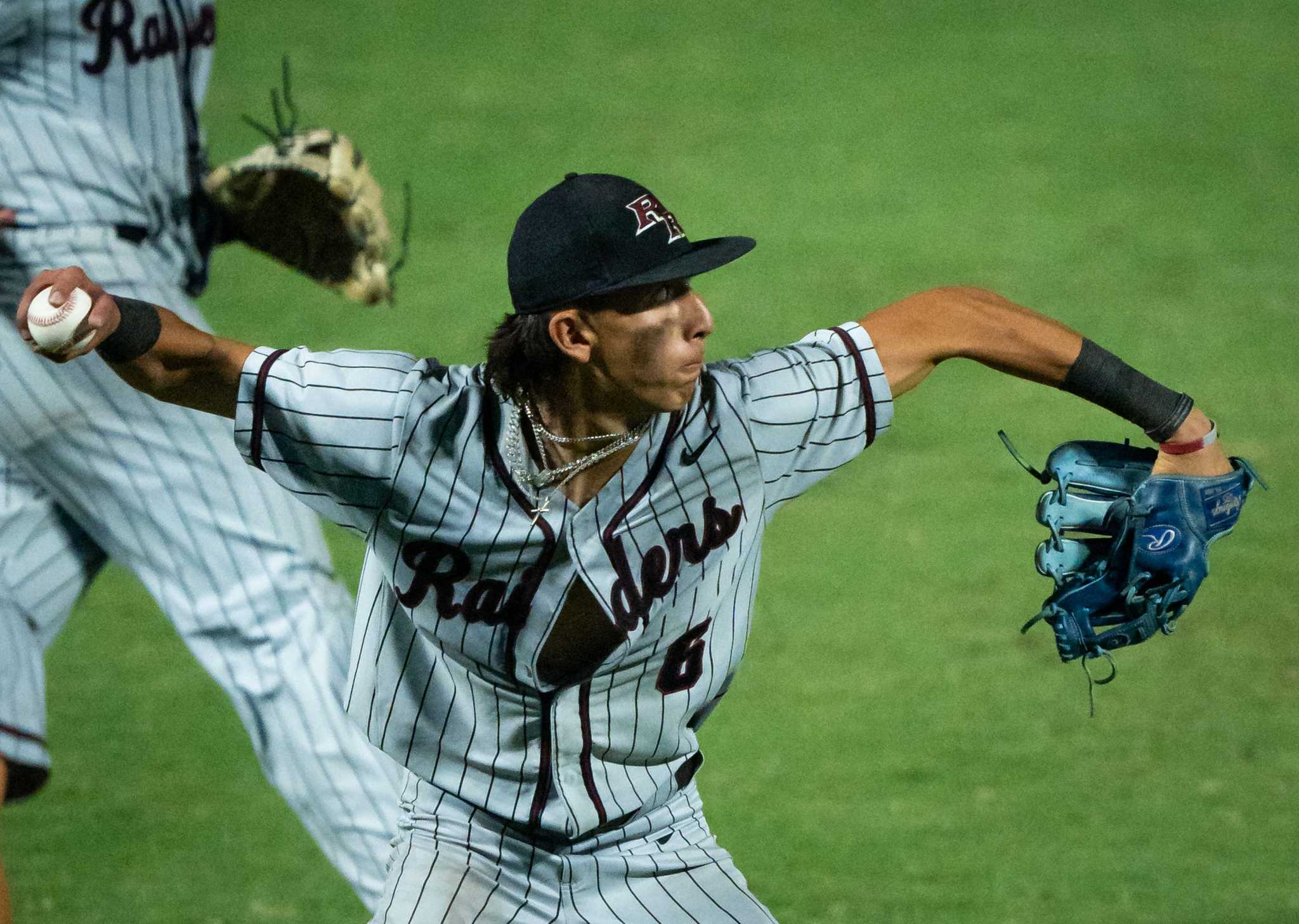 Rouse High baseball takes on Grapevine in playoffs, see the photos