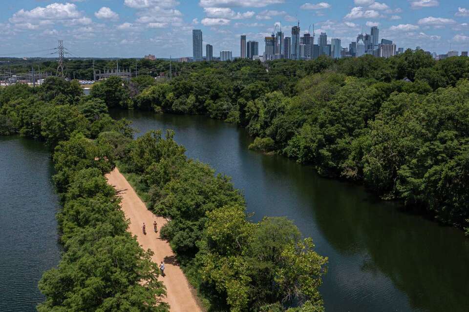 Streamer arrested in Austin paintball attack on Lady Bird Lake trail
