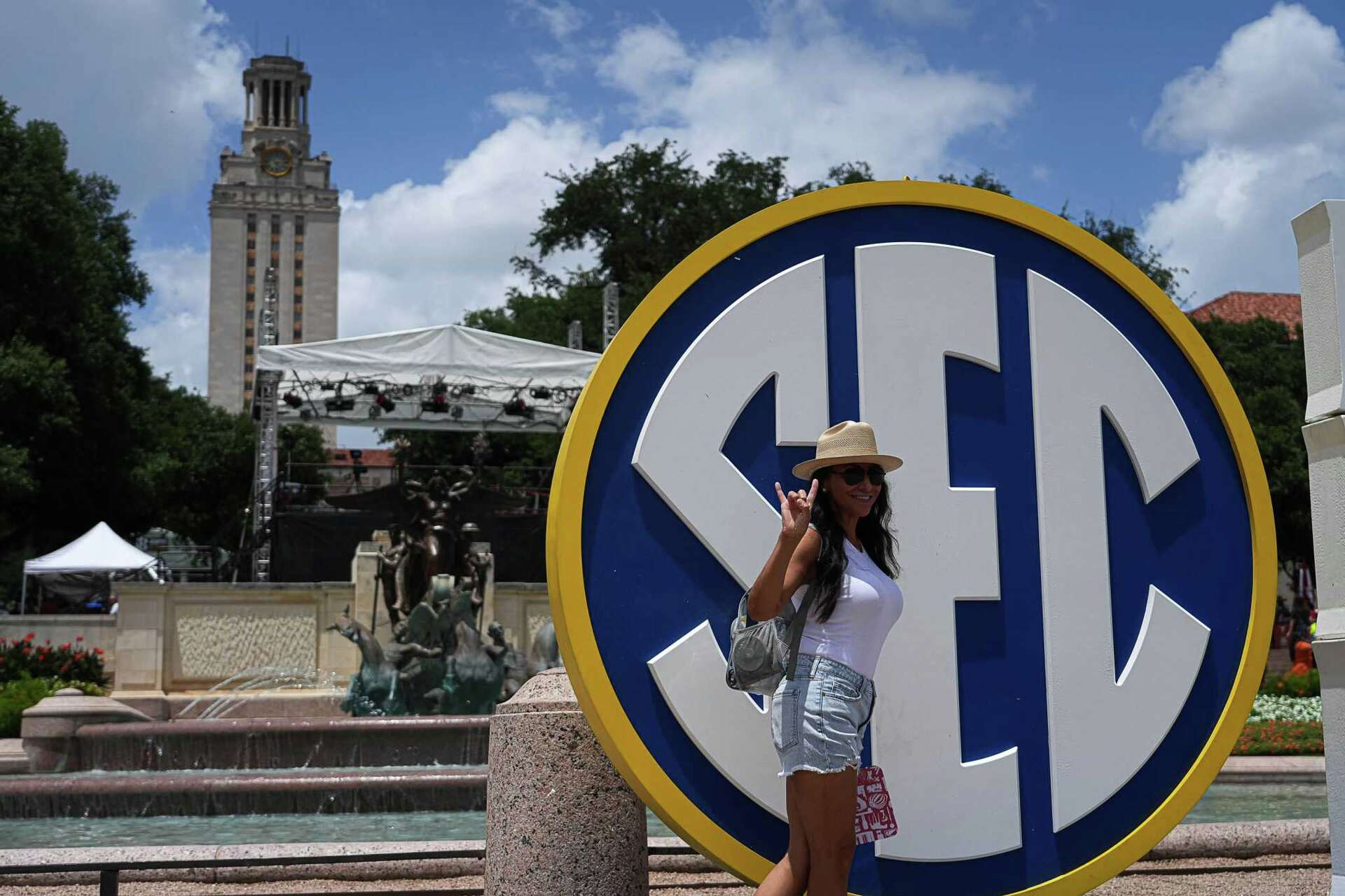 Longhorn Network returns in new streaming form as Texas moves to SEC