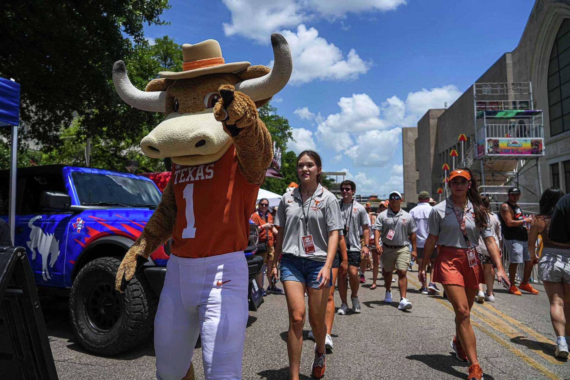 Longhorn Network returns in new streaming form as Texas moves to SEC