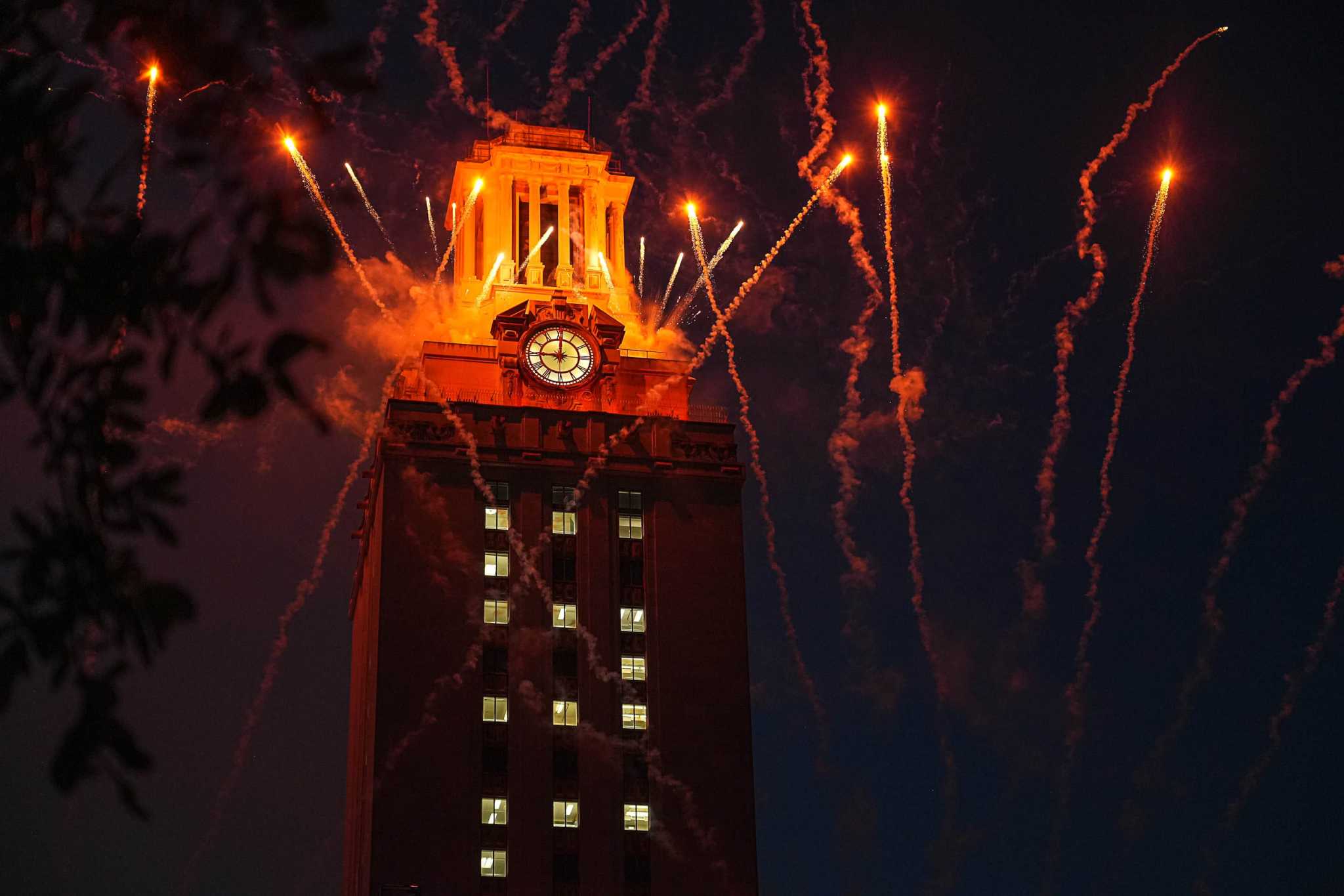 UT Austin Commencement 2025: See time, location of main ceremony