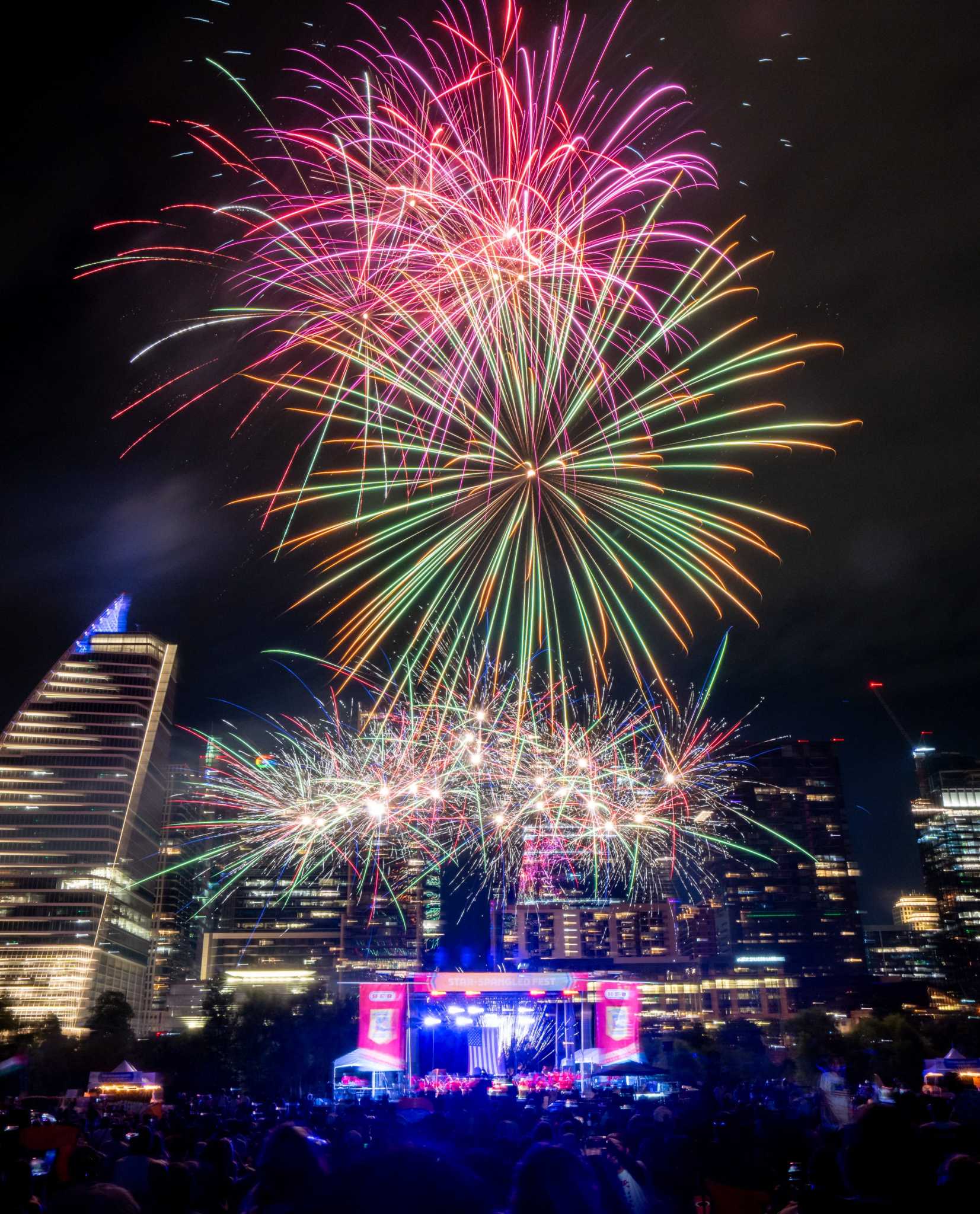 Where to watch Fourth of July fireworks in Austin area. See 2025 guide