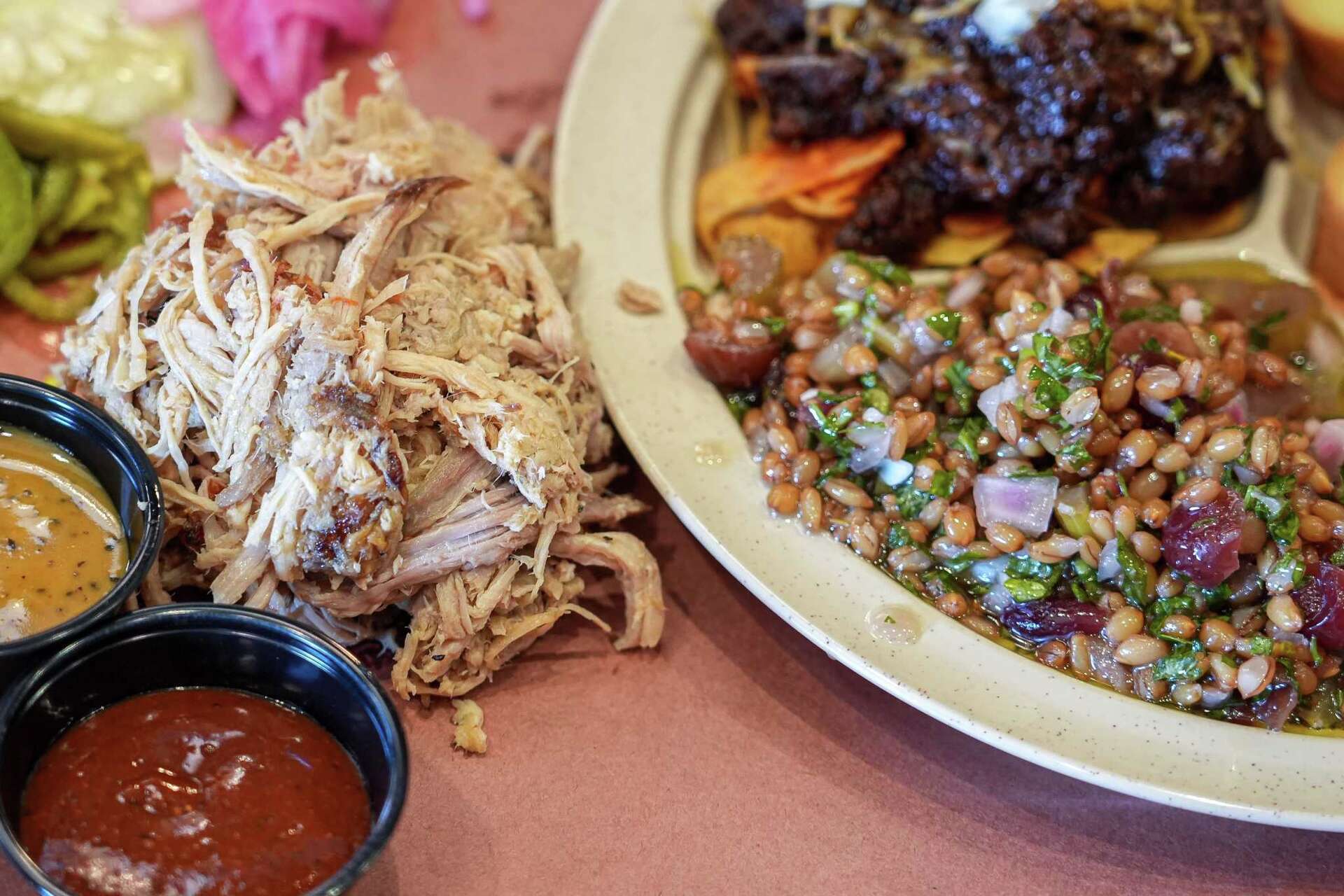 Review: LeRoy and Lewis is Austin's most original barbecue restaurant ...