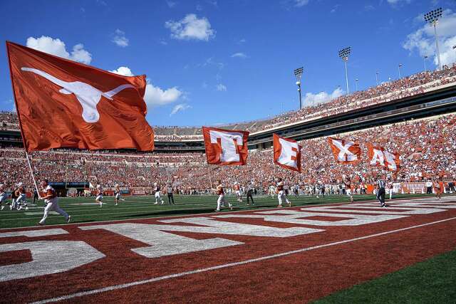 Texas football: On Royal-Memorial Stadium's 100th birthday, 50 facts ...