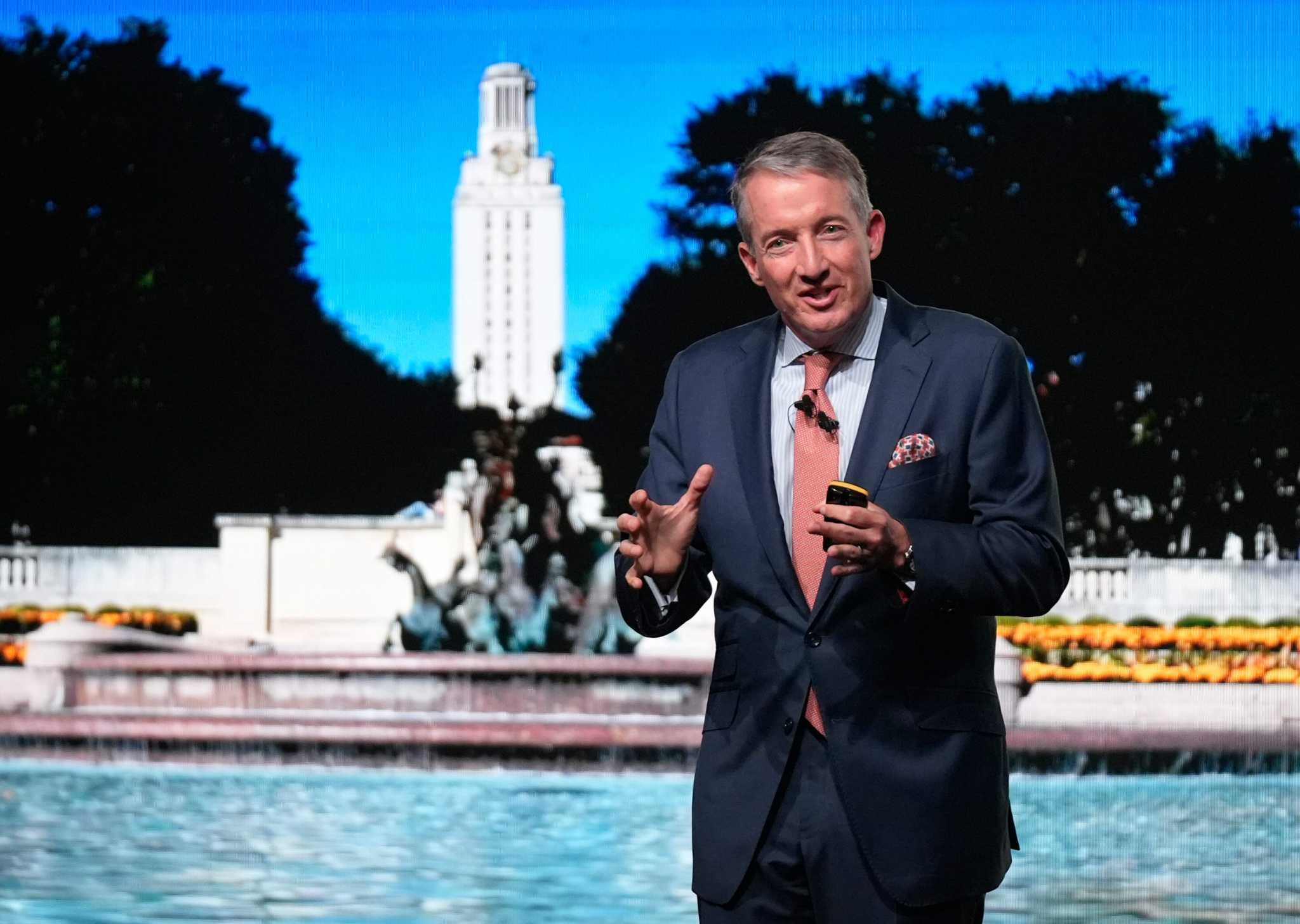 UT-Austin President Jay Hartzell resigns, named next president of SMU