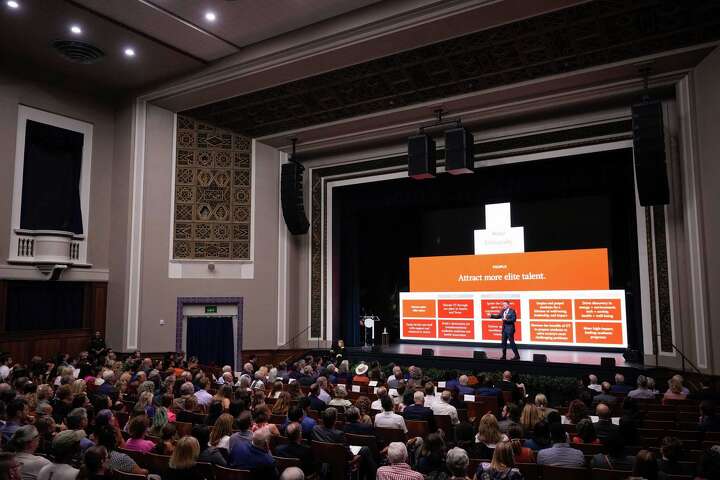 UT-Austin President Jay Hartzell resigns, named next president of SMU