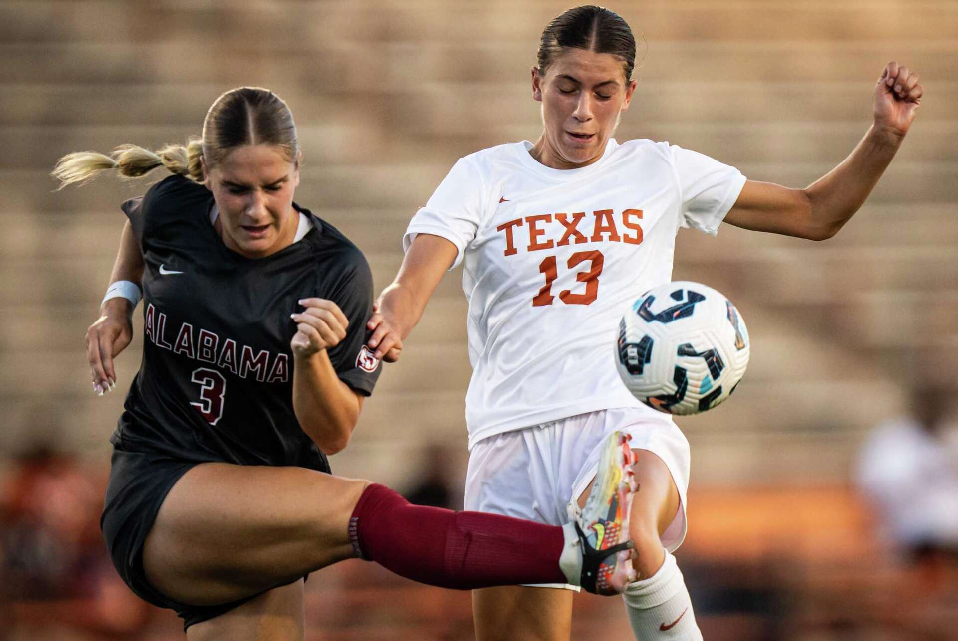 Texas soccer beats South Carolina, wins first SEC title for UT