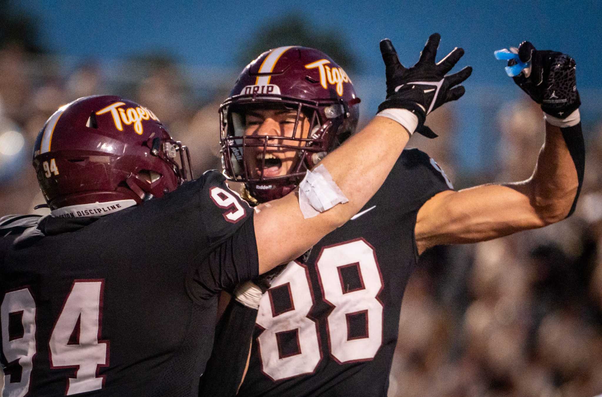 Dripping Springs football holds off Johnson in wild shootout