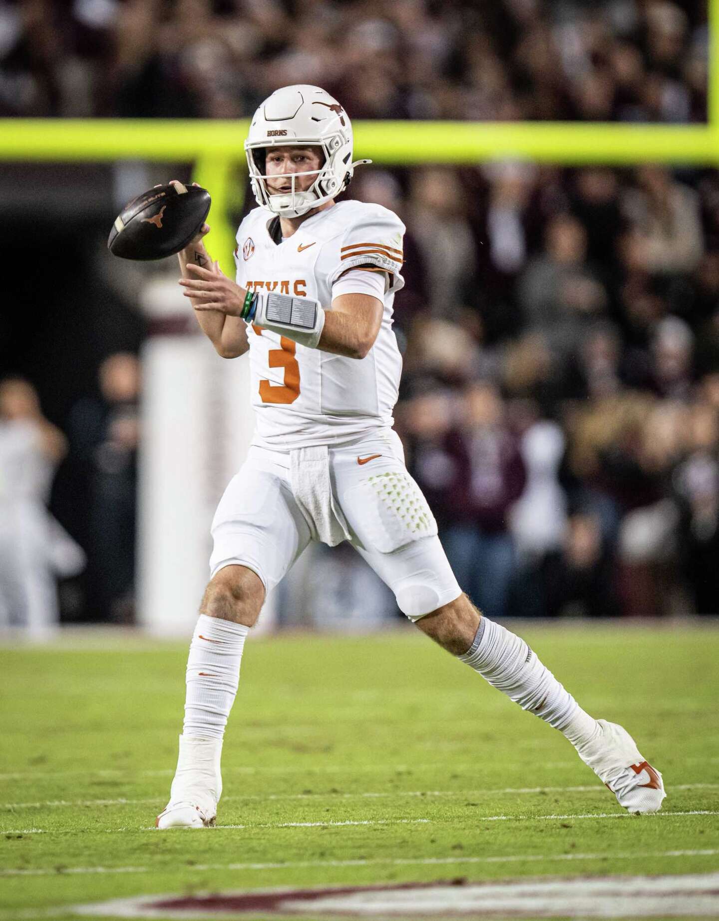 Quinn Ewers injury update: Texas football QB reportedly returns to practice
