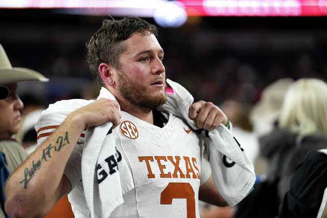 Texas football fans react to Quinn Ewers declaring for NFL draft ...