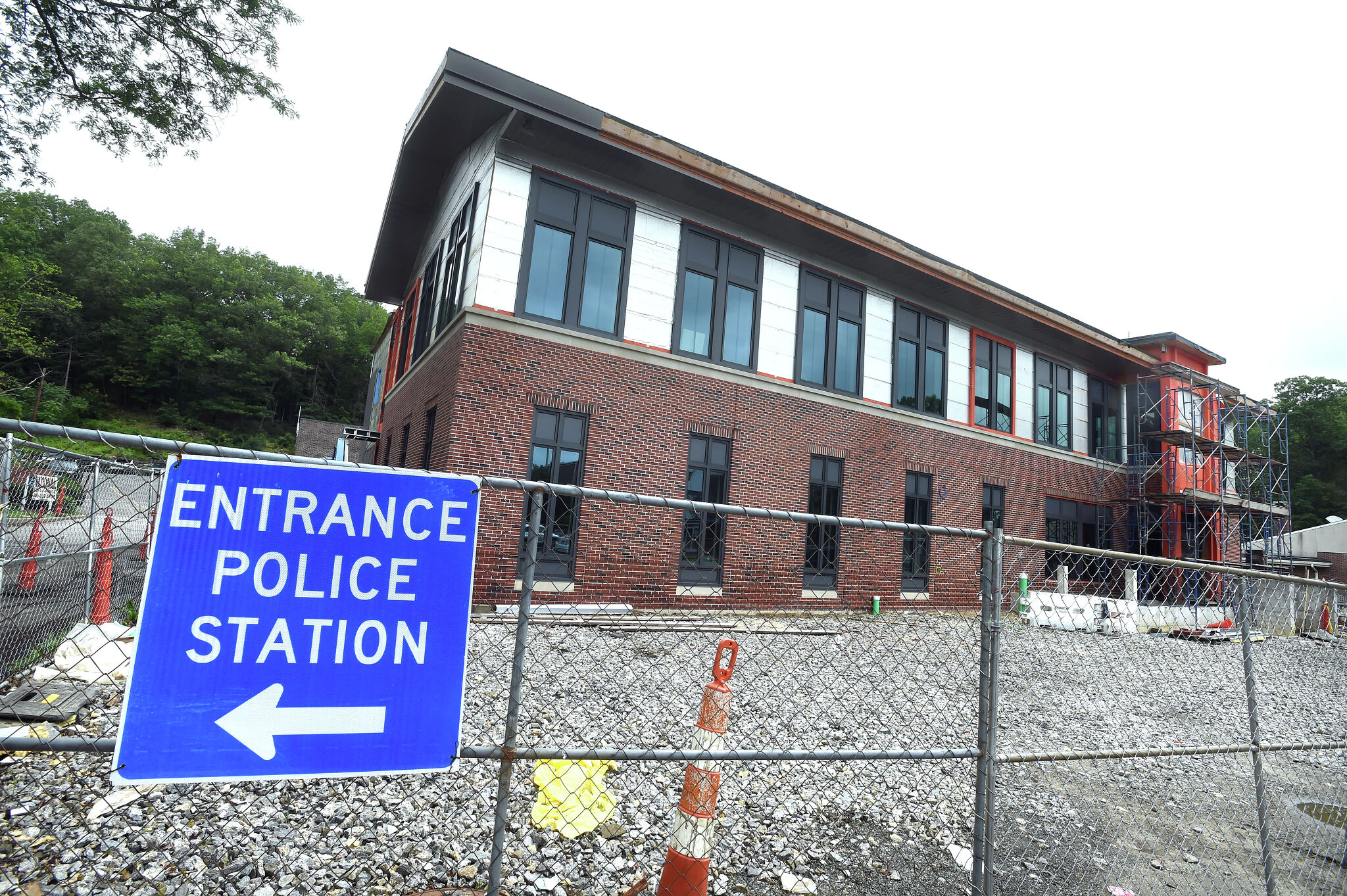 Despite delays, new Wilton police station to be finished this fall