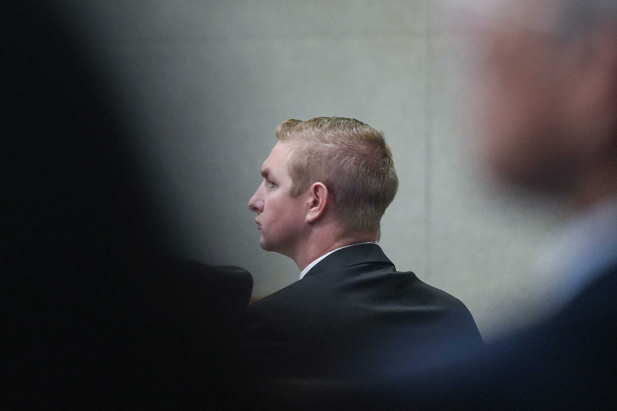 Jury continues deliberating Friday in Austin cop's deadly conduct trial