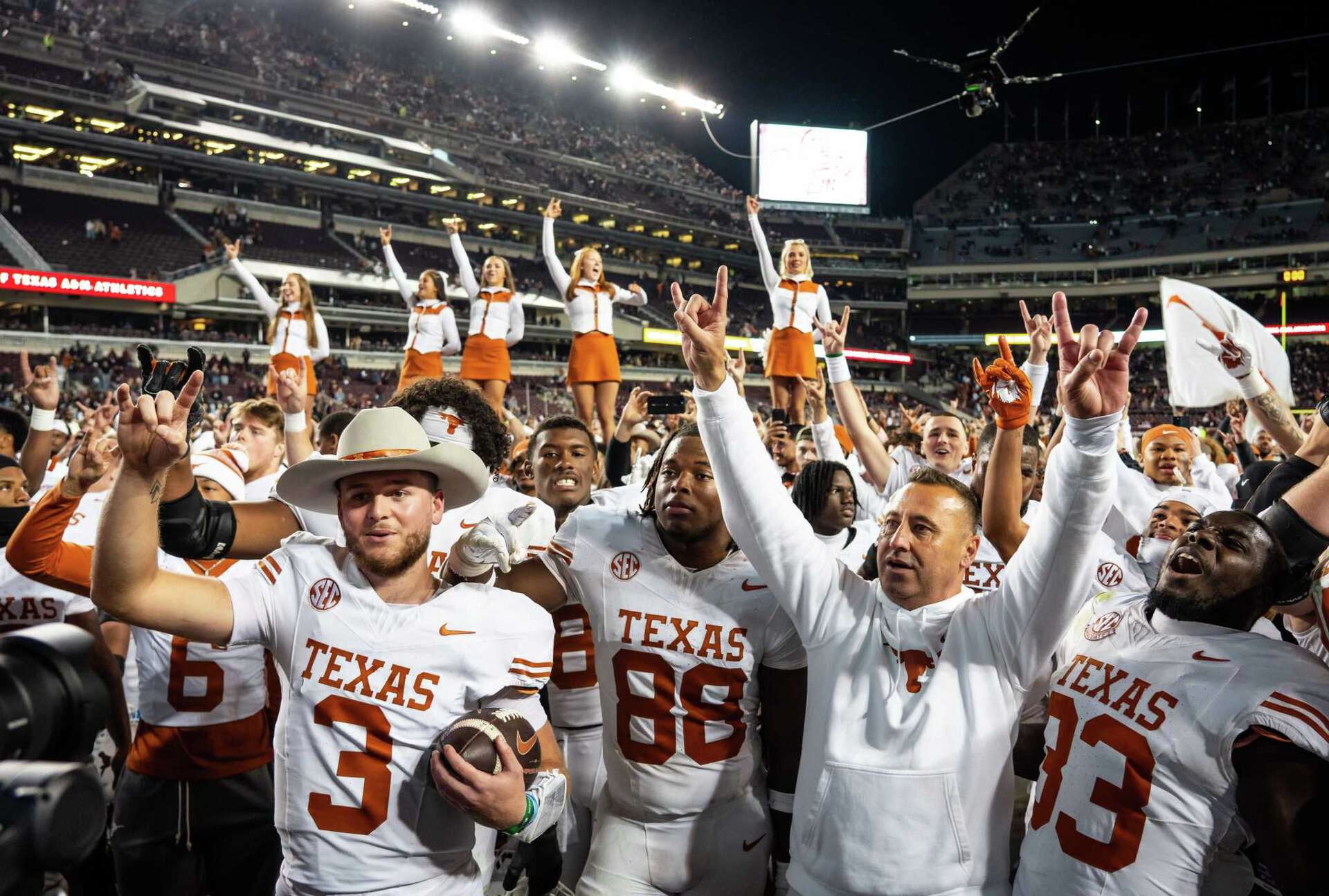 Texas football beats Texas A&M: Score-by-score recap, highlights
