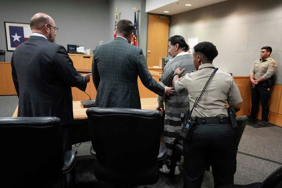 Photos from inside the trial of Austin-area serial killer Raul Meza