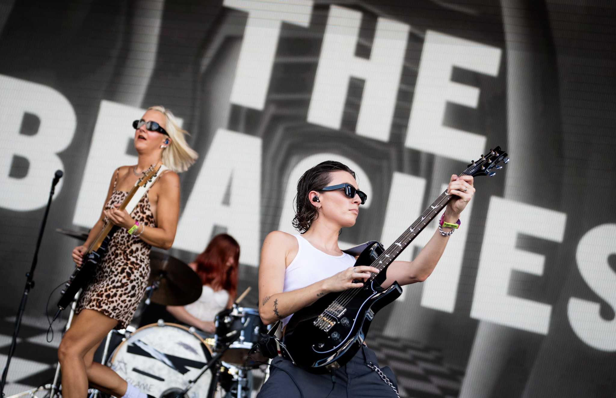 The Beaches rock the ACL stage on Saturday afternoon, see the photos