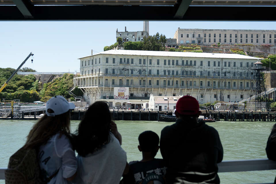 Alcatraz tours resume after closure leaves visitors scrambling