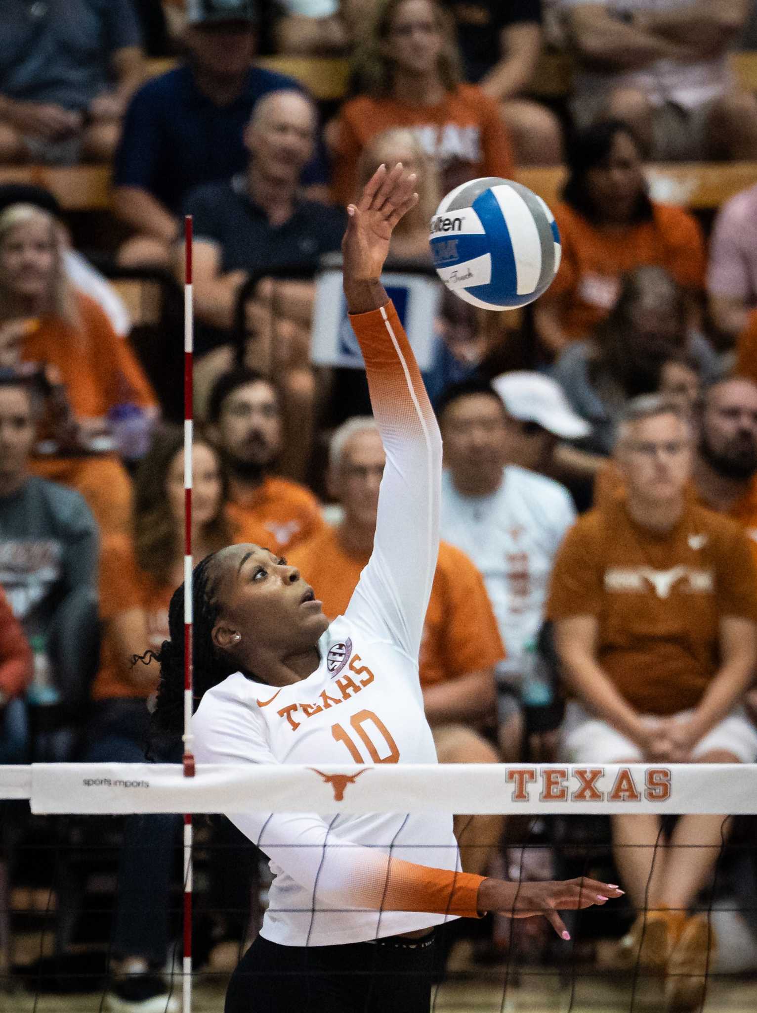 Reagan Rutherford, Texas volleyball sweep Kentucky for seventh ...
