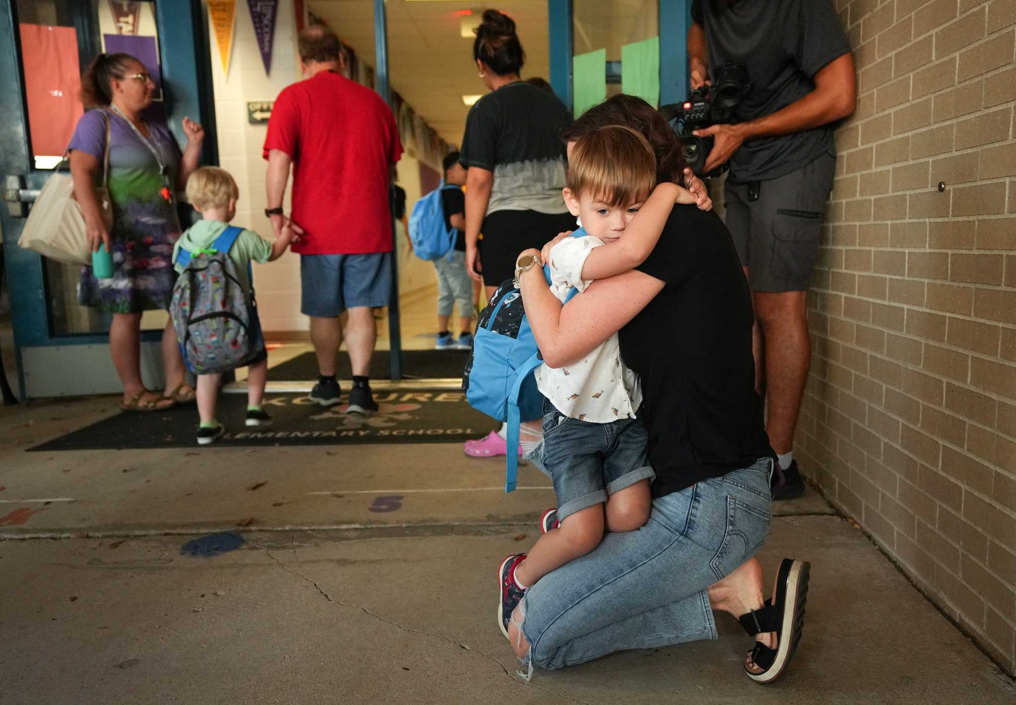 Back to school: Austin students return as district hopes for stability