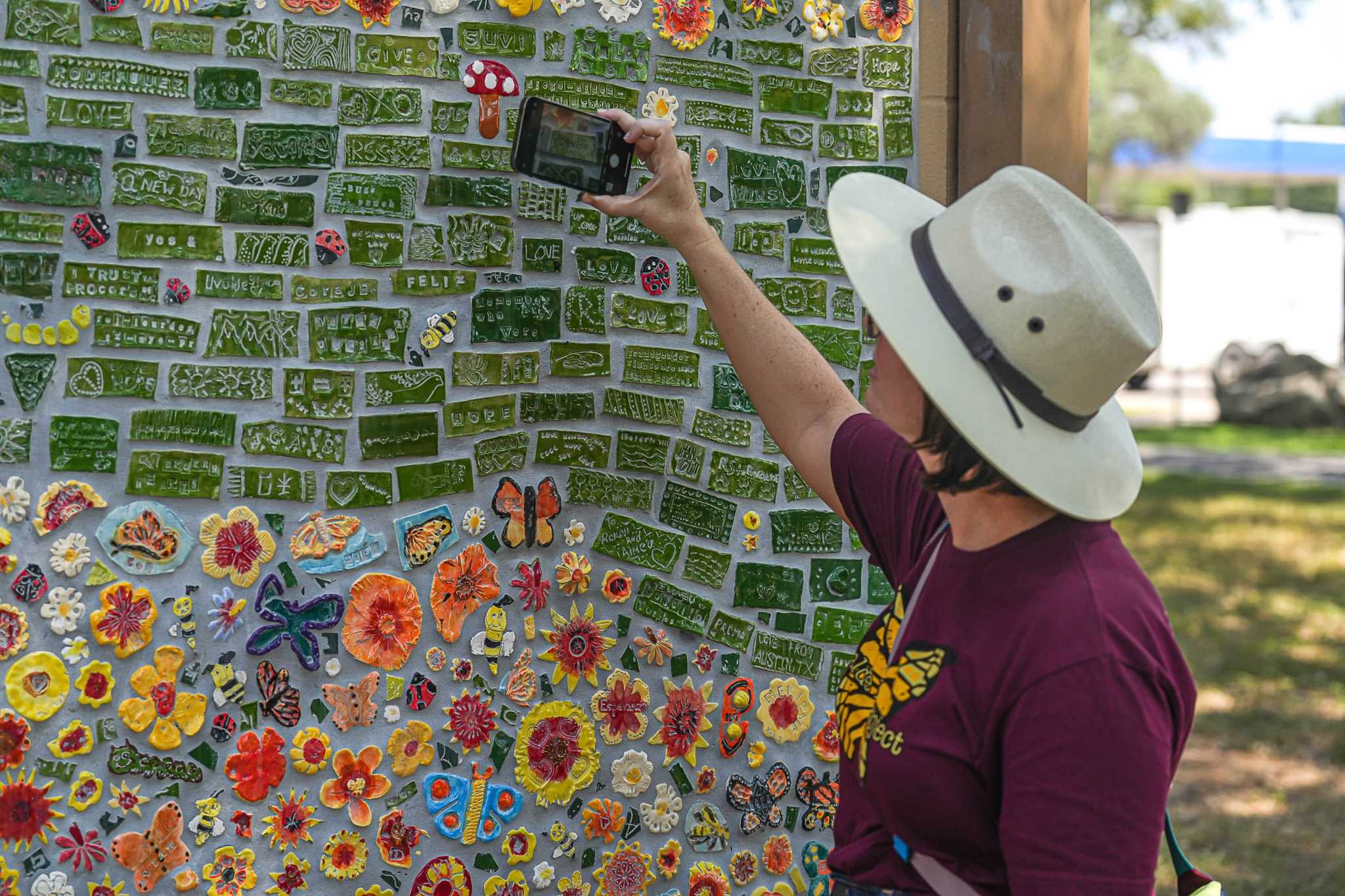 Uvalde Love Project unveils mosaic mural at Jardin de Los Heroes Park