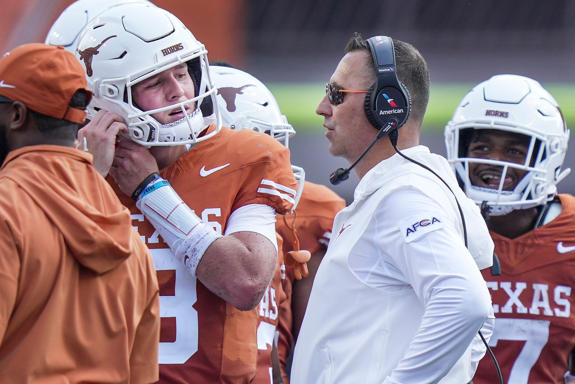 Five Texas football players who must step up this spring for the Horns