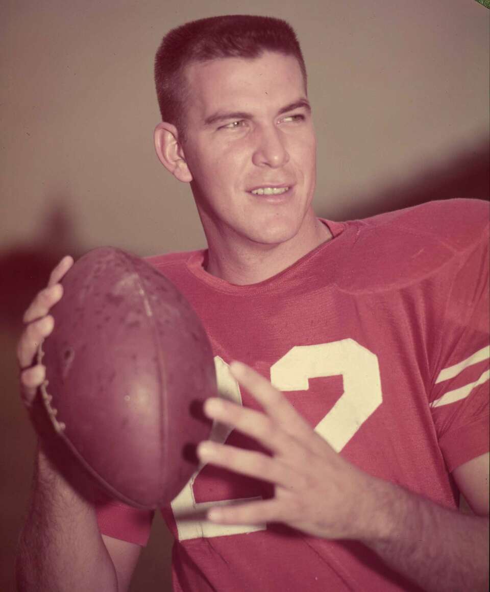 Texas Longhorns football starting quarterbacks through the years