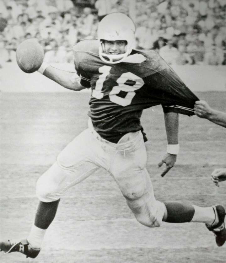 Texas Longhorns football starting quarterbacks through the years
