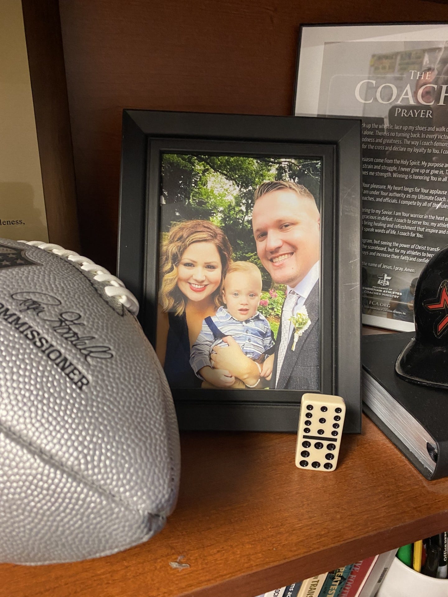 High school football: Akins coach Joey Saxe resigns after a 4-0 start