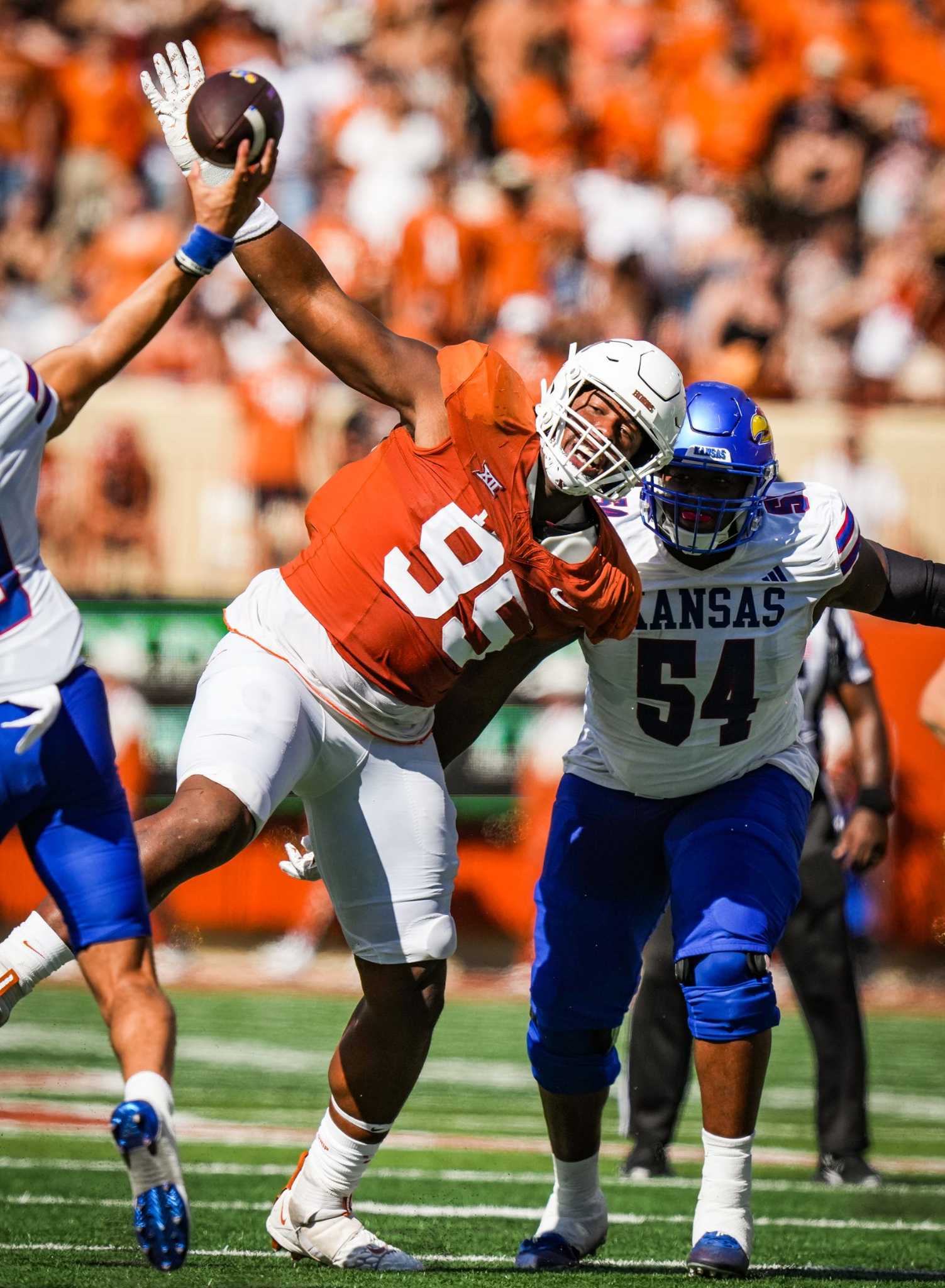 Texas Longhorns football vs. Kansas: Updates, scores, game analysis