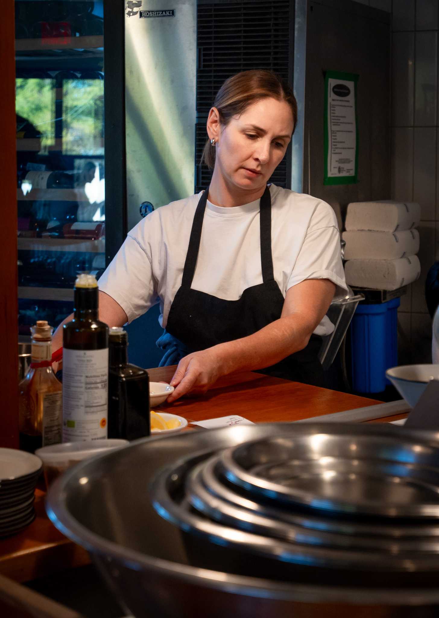 Go inside Birdies, see the menu of the Austin restaurant