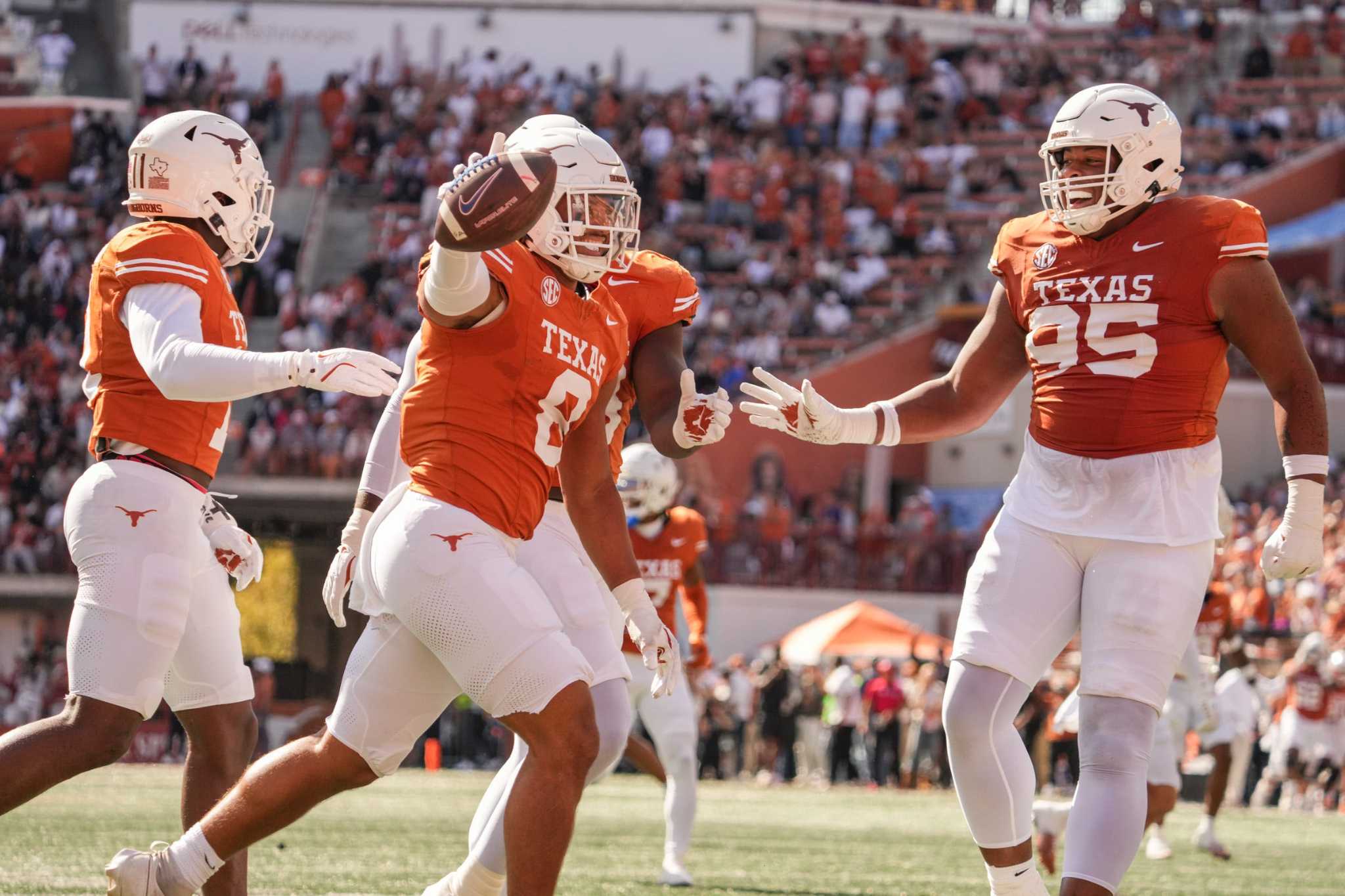 Texas football: With portal, NFL draft entry closed, these key players ...