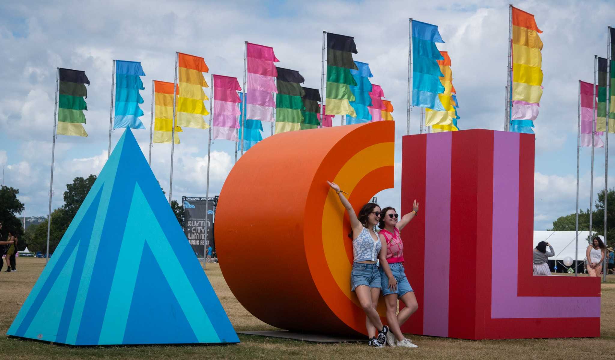 Look inside the ACL Fest merch building — and check out our hot tips