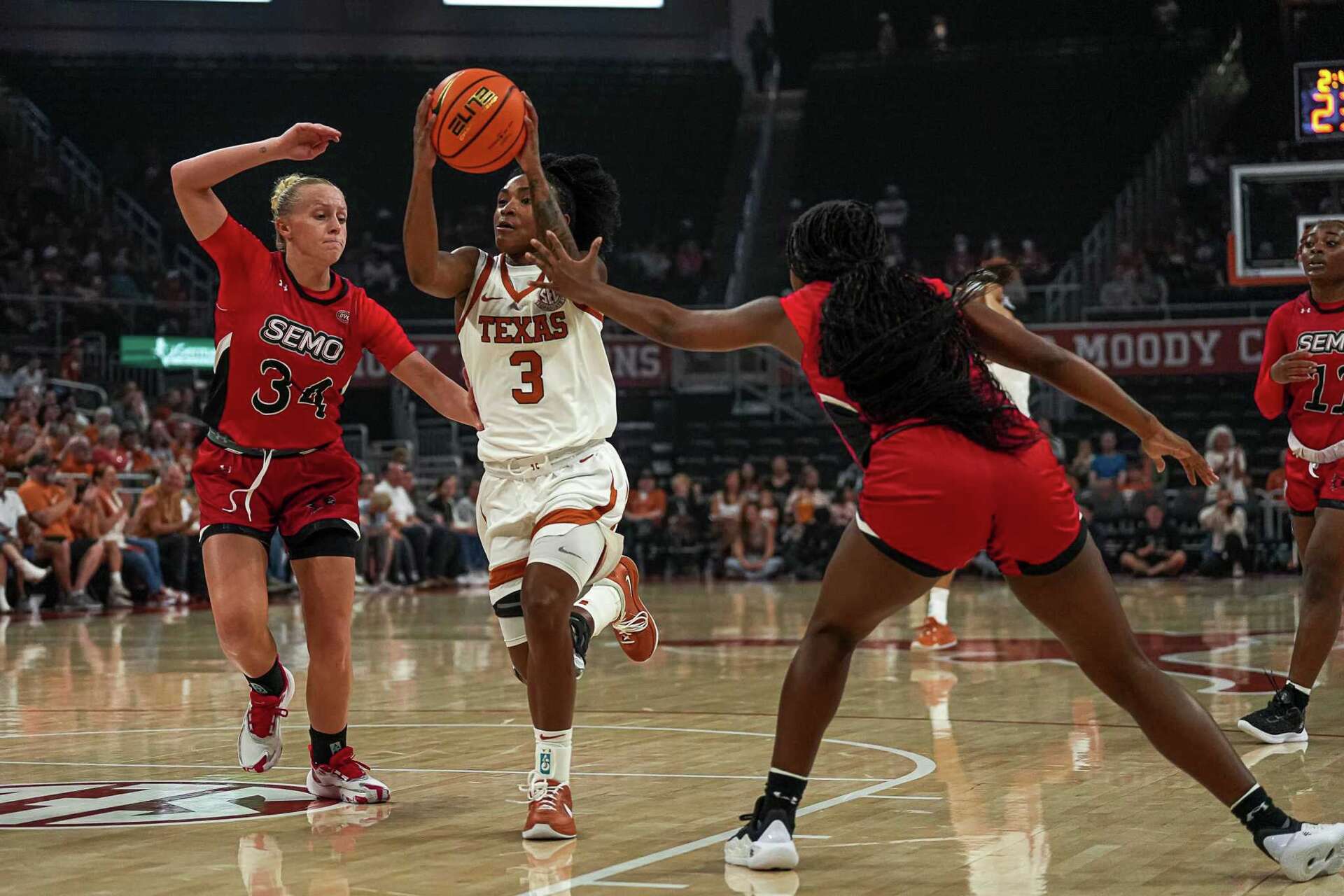 Texas women's basketball win silver at Canada's Globl Jam tournament