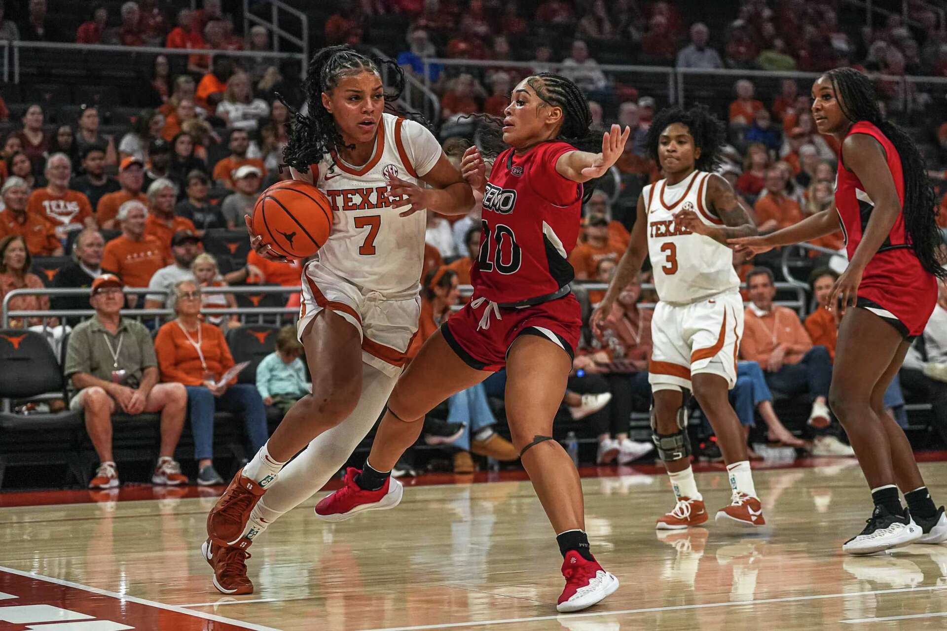 Texas women's basketball win silver at Canada's Globl Jam tournament