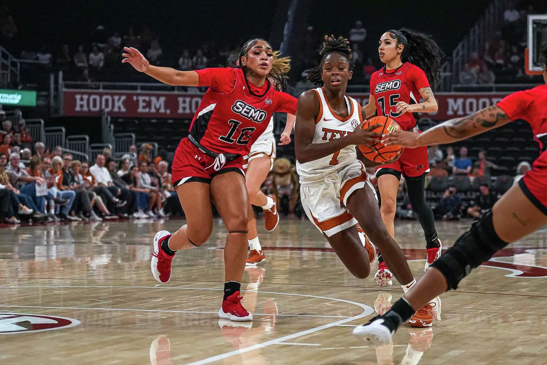 Texas women's basketball win silver at Canada's Globl Jam tournament