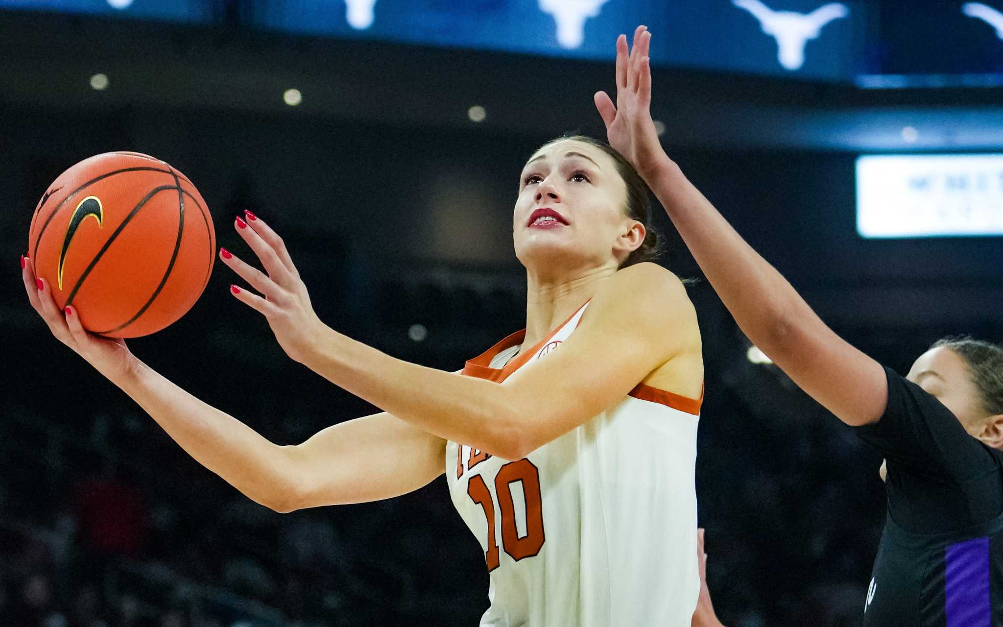 Why Shay Holle, UT women's basketball's all-time leader in games played ...